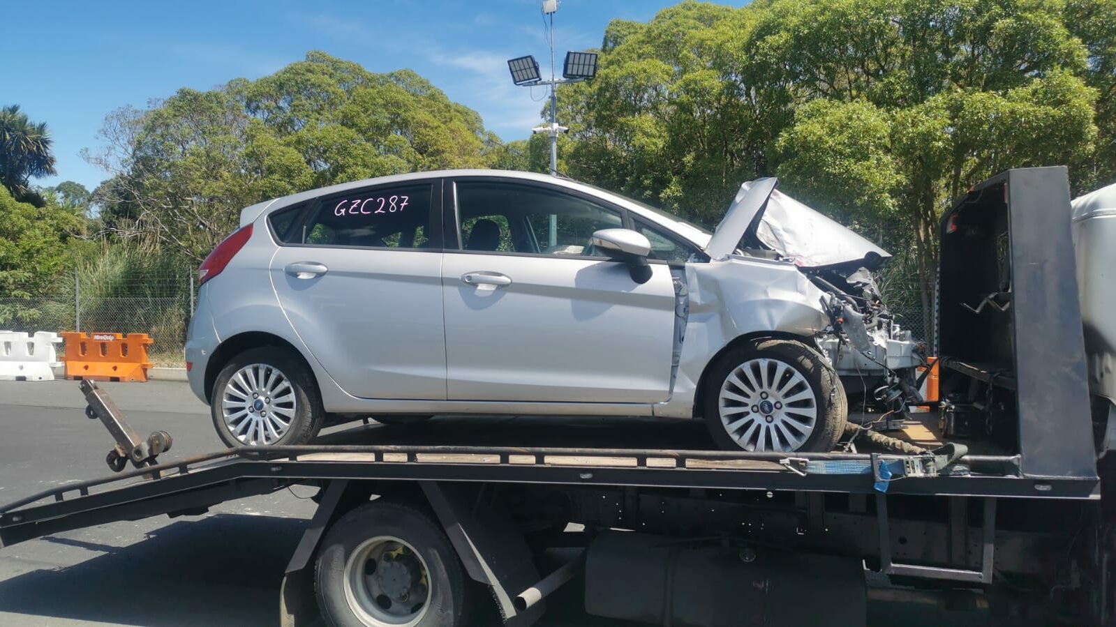 Car Wreckers Napier — We Pay Cash For Cars — Free Car Removal